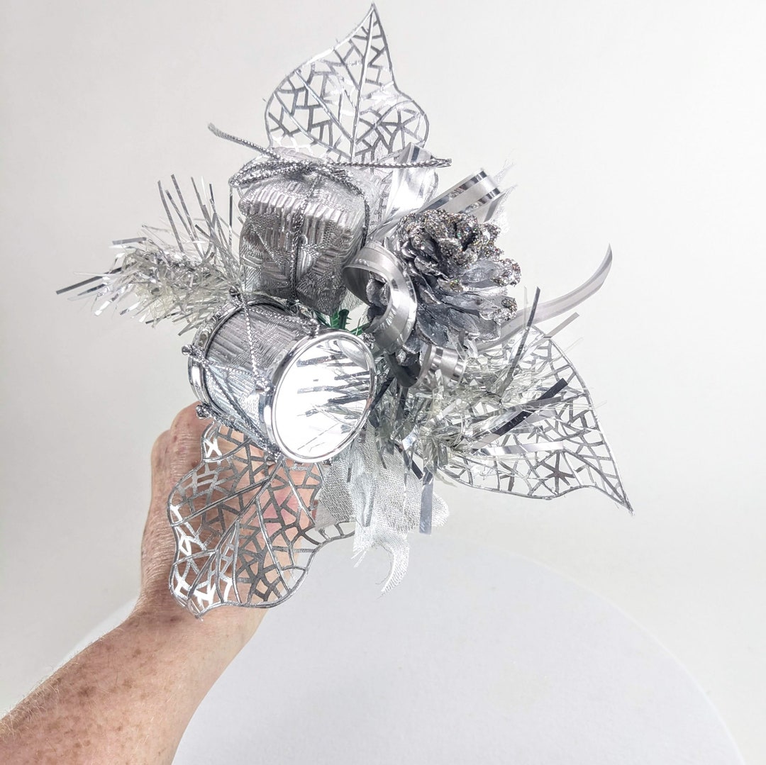 Sparkly Silver Floral Pick With Shiny Drum, Pine Cone, Wrapped Gift and ...