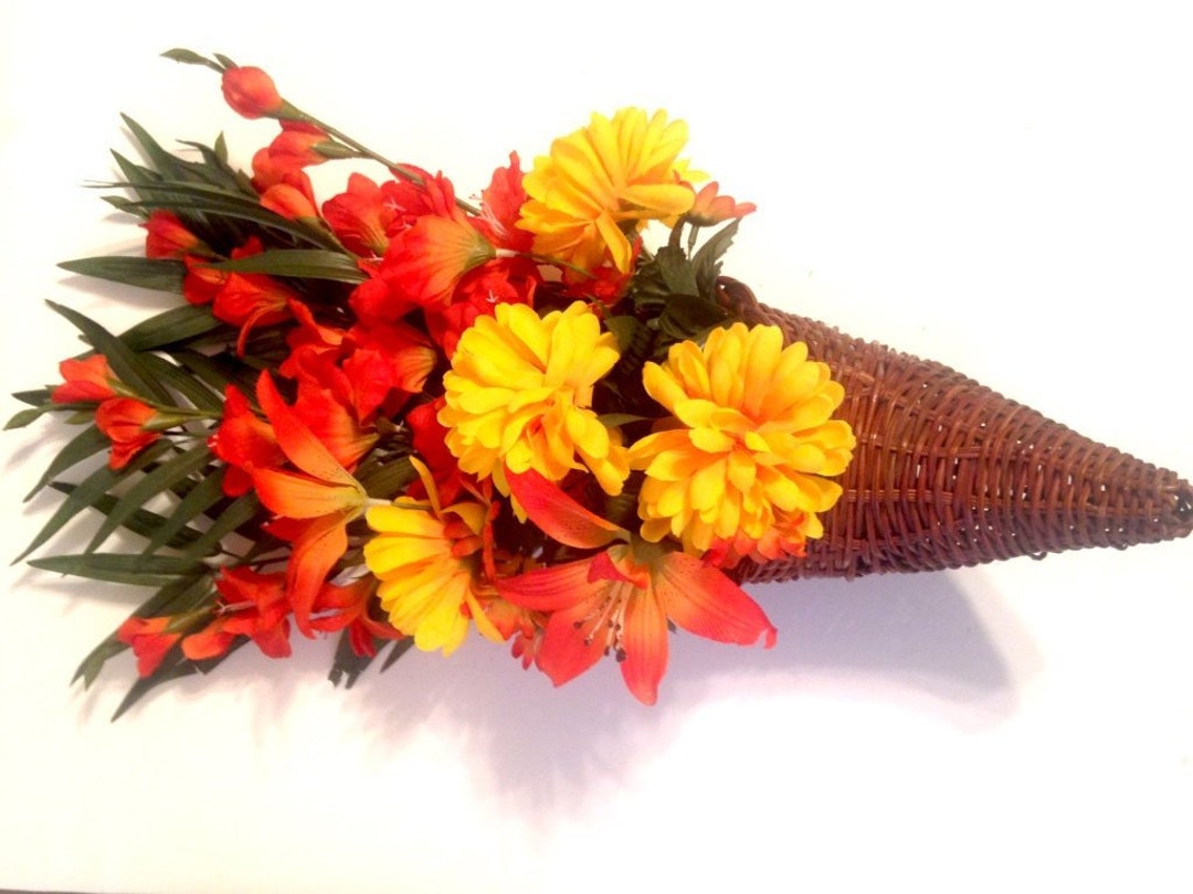 Wicker Cornucopia Horn Basket; LARGE Thanksgiving Centerpiece, 10" Wide ...