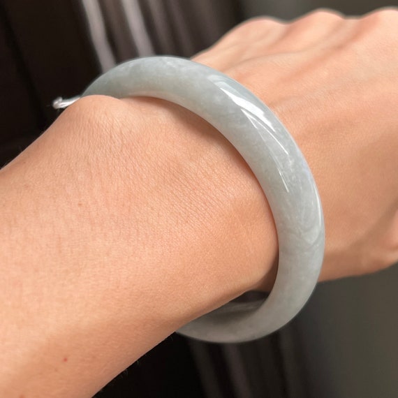Grey jade bangle store