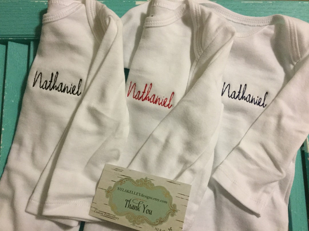 1 Large Cursive Hand-stitched Font Name Gerber Onesie®™ - Etsy