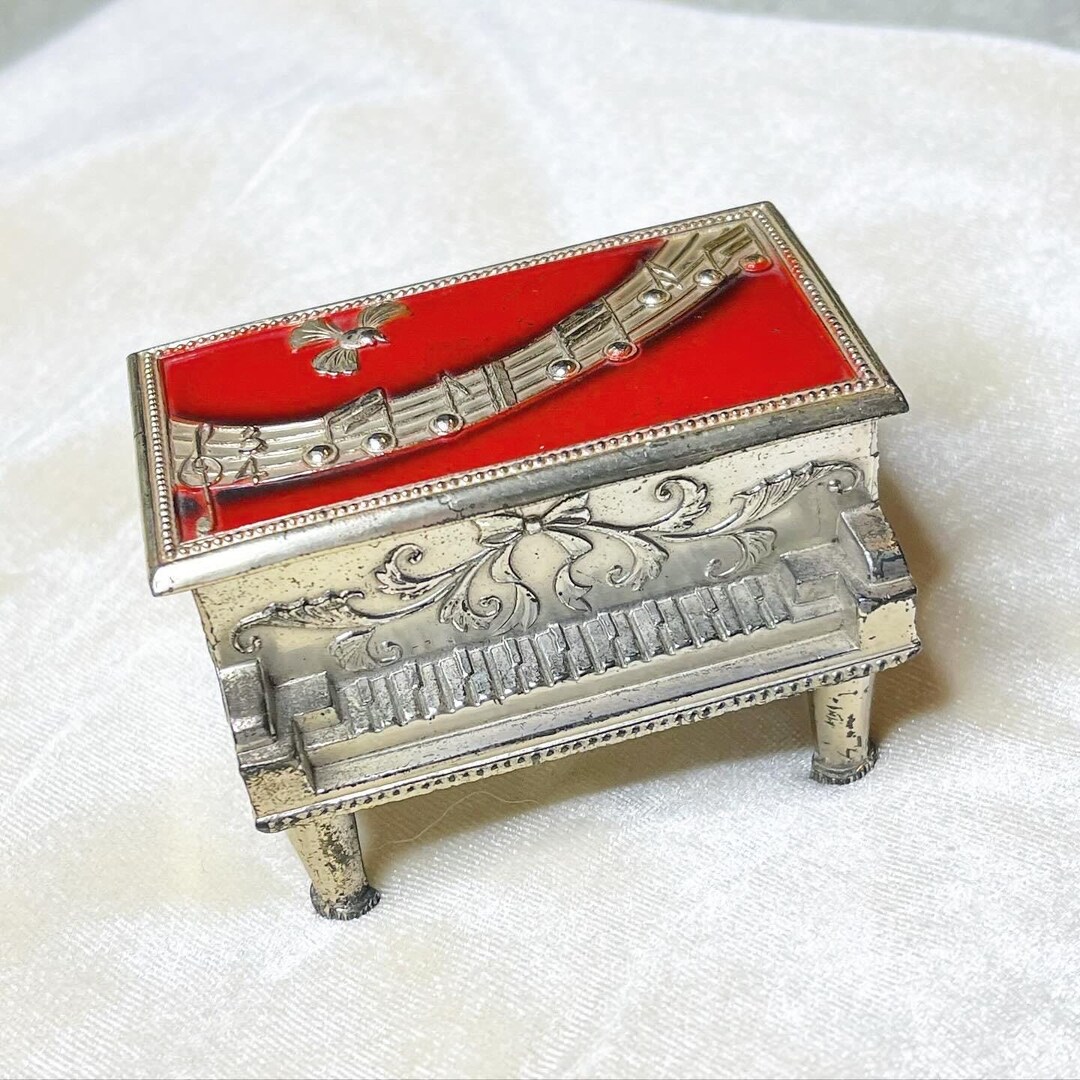 X Silver Plated Red Enamel Music Note Detail Rectangle Jewelry Trinket ...