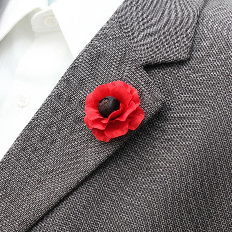 Poppy Lapel Pin - Etsy