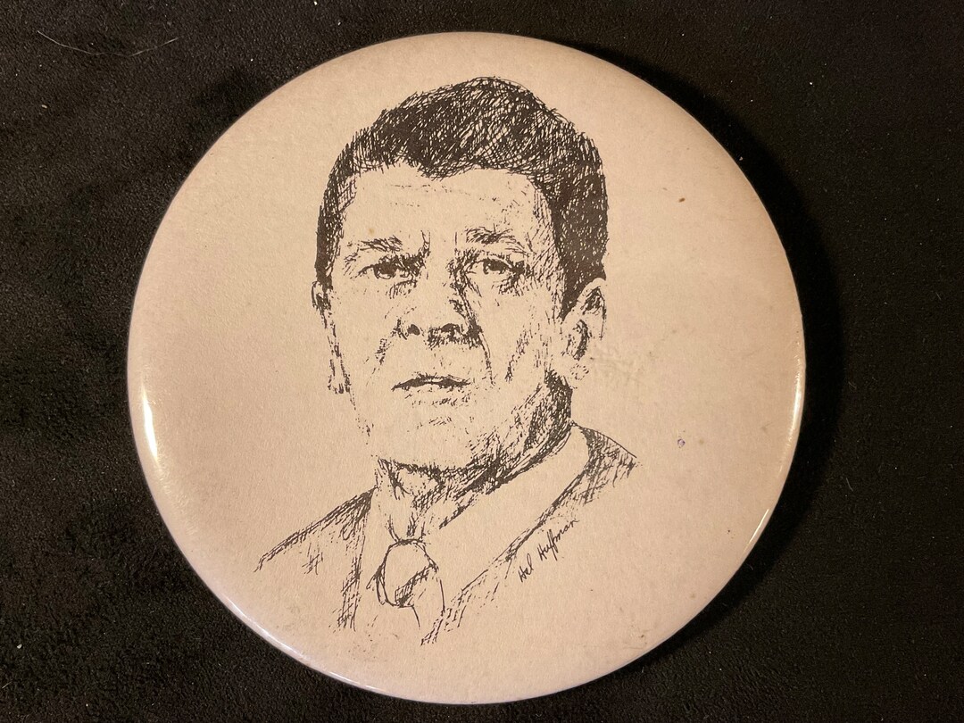 Vintage Ronald Reagan Black & White Drawing Political Campaign Pinback ...