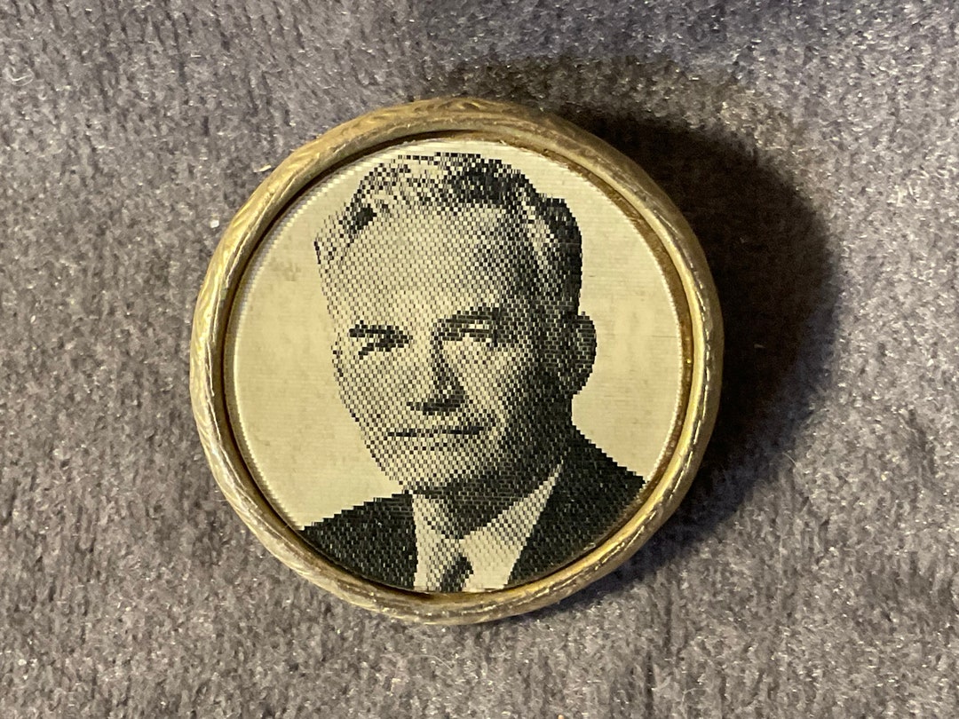 Vintage Goldwater in ‘64 Lapel Pin Lenticular/flasher Political Jewelry ...