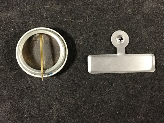 Vintage Herbert Humphrey 1968 HHH Campaign Pin and Hu… - Gem