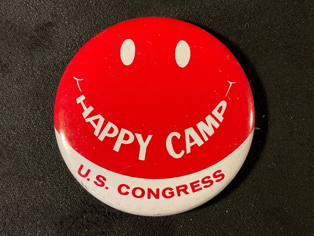Pin vintage con cara sonriente de Happy Camp: John Camp, Oklahoma ...