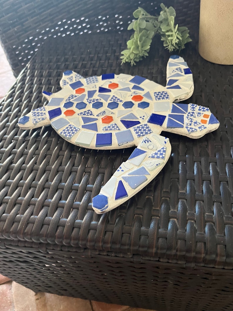 Sea Turtle in a Beautiful Mosaic Design. Perfect for the Beach Lovers ...