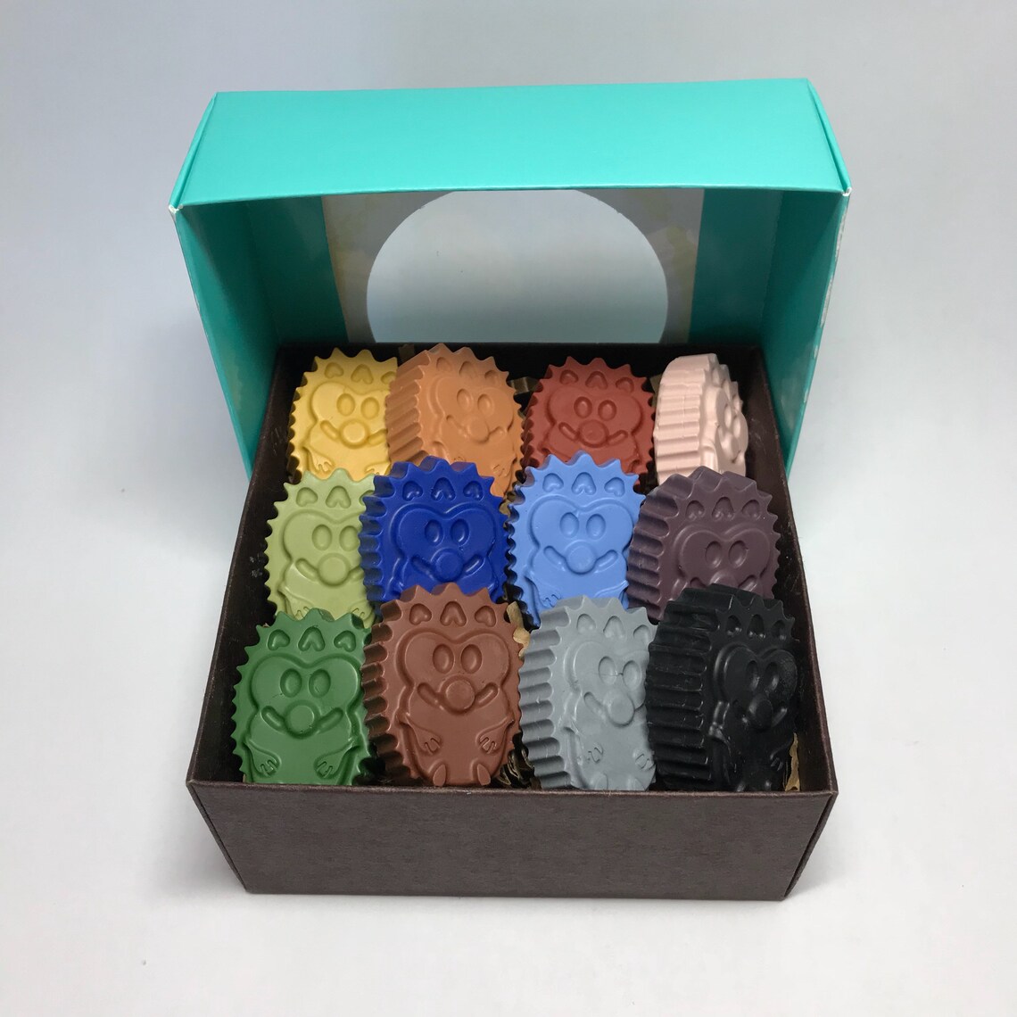 HEDGEHOG HANDMADE CRAYONS Nontoxic 1 set of 12 themed | Etsy