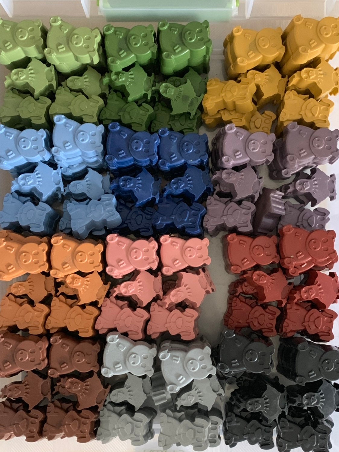 FARM ANIMALS HANDMADE Crayons- Nontoxic 1 Set of 12, Farm Themed ...
