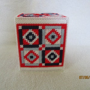 Needlepoint Boutique Tissue Box Cover on Plastic Canvas - Etsy
