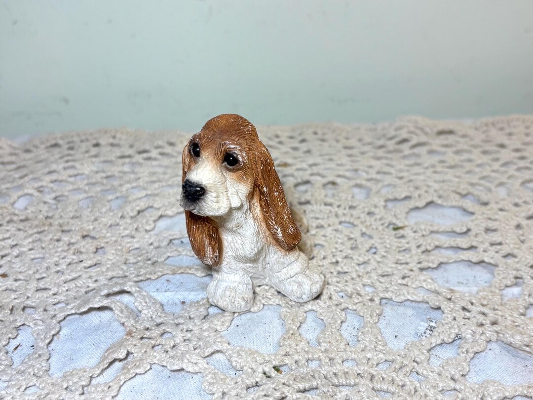 Item: Vintage Basset Hound Figurine – Hand-painted Ceramic or Resin - Etsy