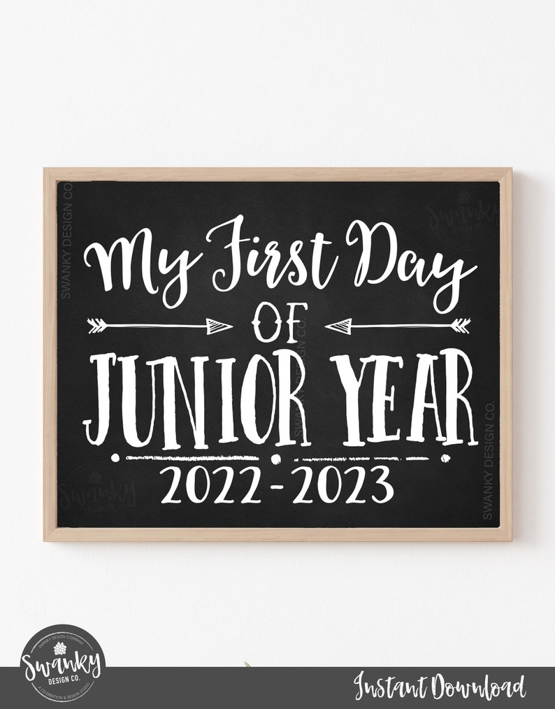 First Day of Junior Year Sign ELEVENTH Grade Sign Printable - Etsy
