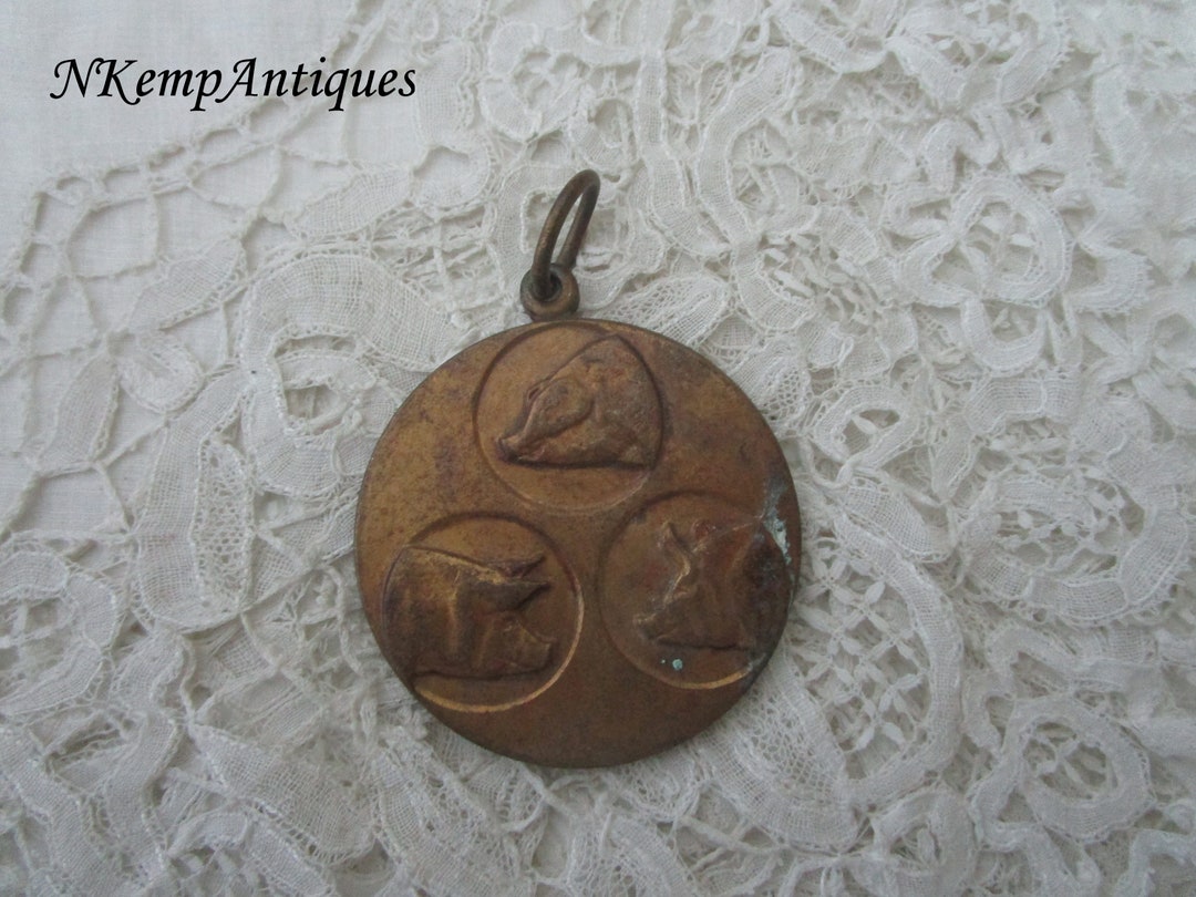 Old Pig Medal /pendant Farming - Etsy