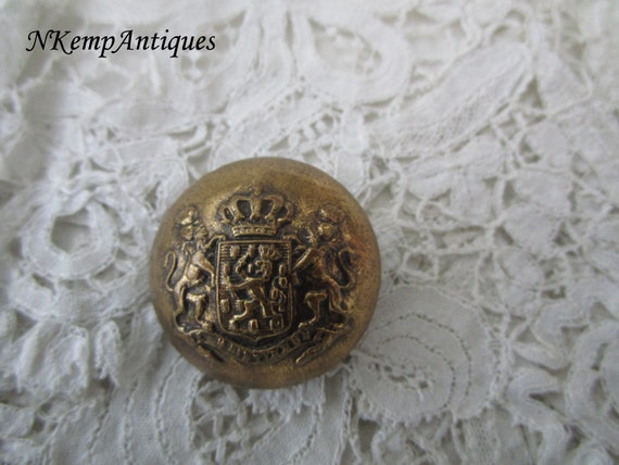 Antique button for the collector | Etsy