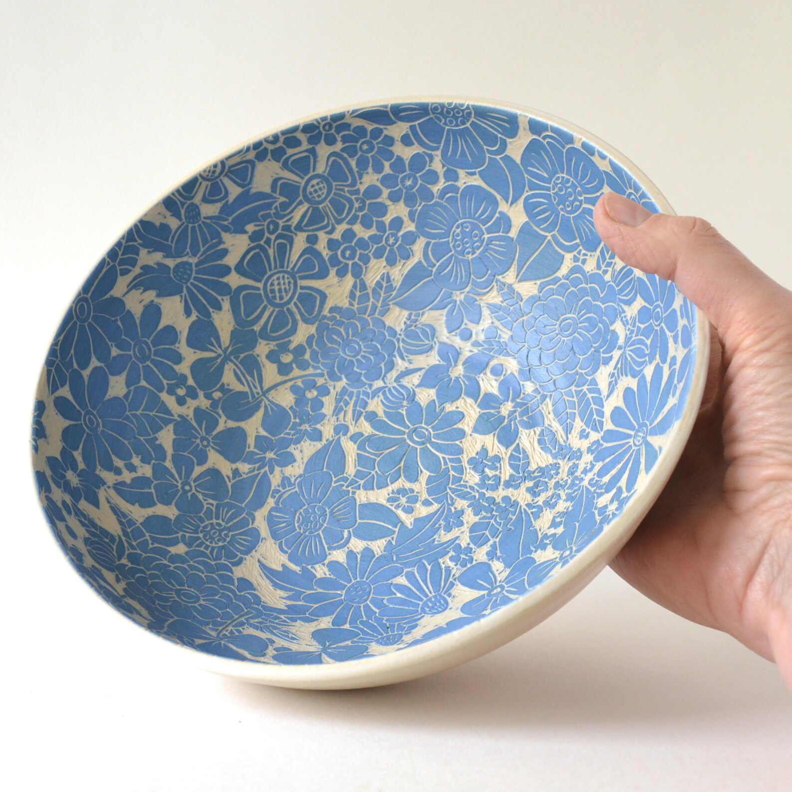 Bowl with sgraffito flowers at the inside | Etsy