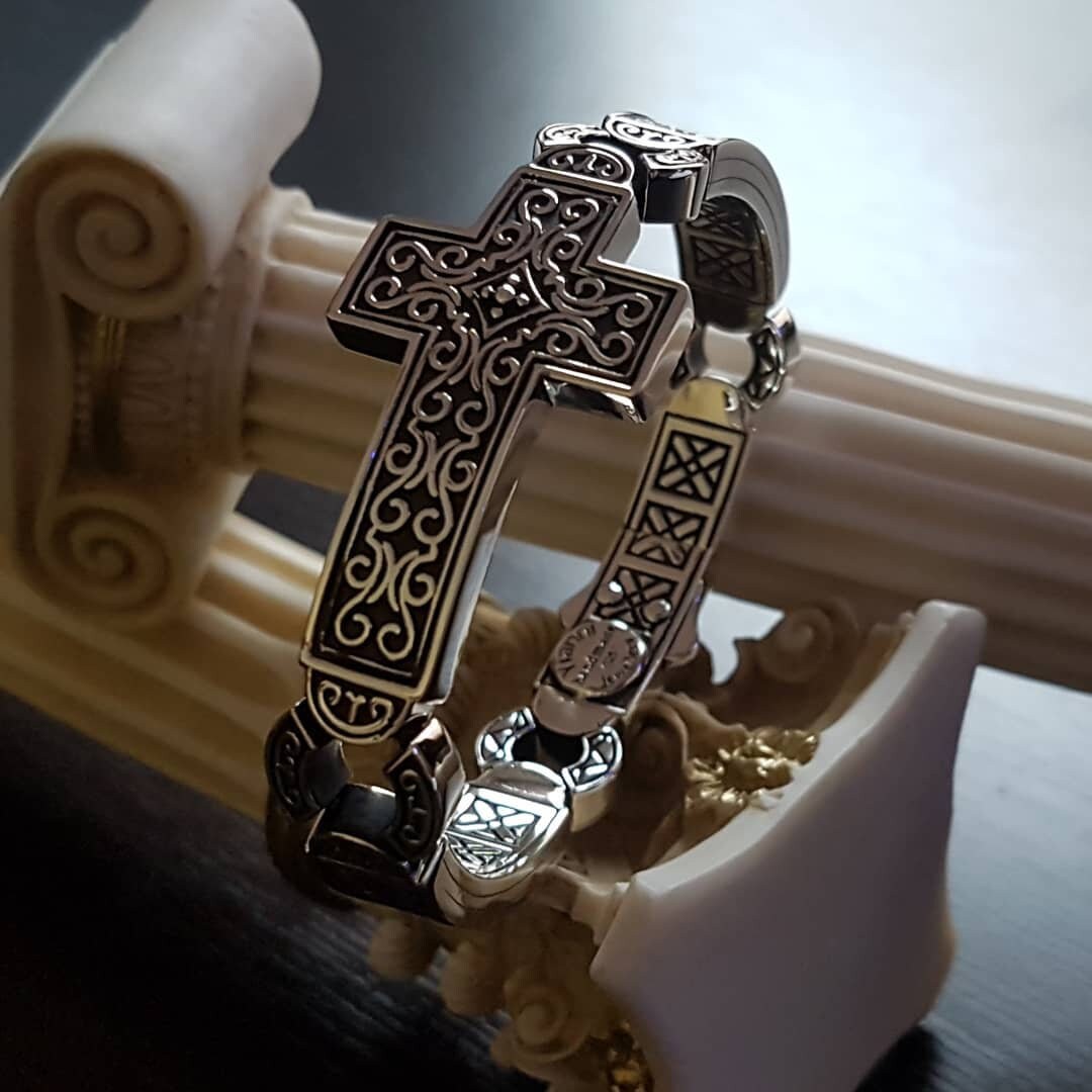 Cross Engraved Link Bracelet Engraved Bracelet Embossed - Etsy