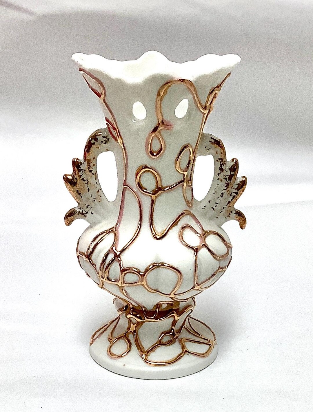 Vintage Lefton Bud Vase #70448 White With Gold Swirl Accents - Etsy