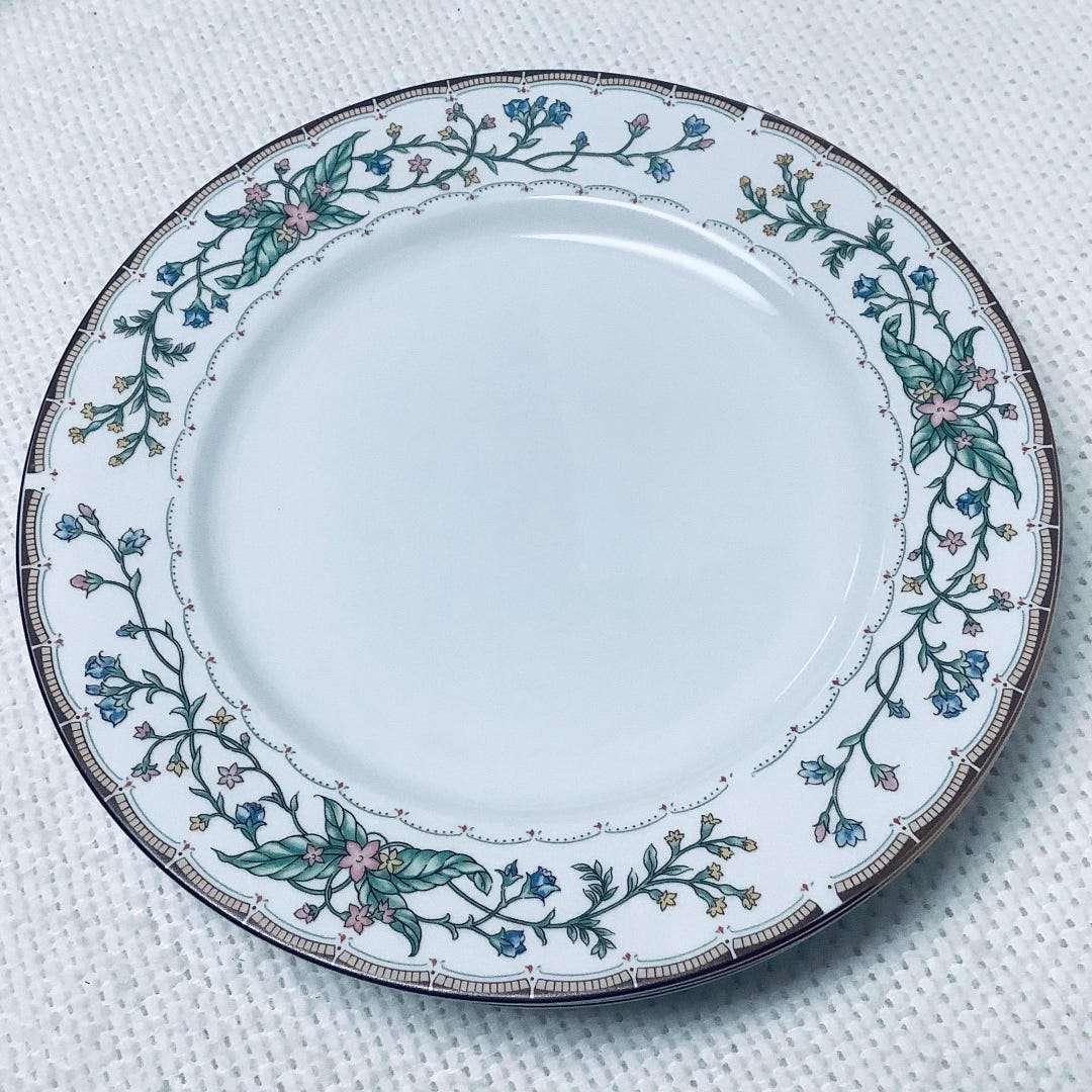 Farberware Wellesley Fine China #486 Dinner Plates 10 1/2" - Set of 4 ...