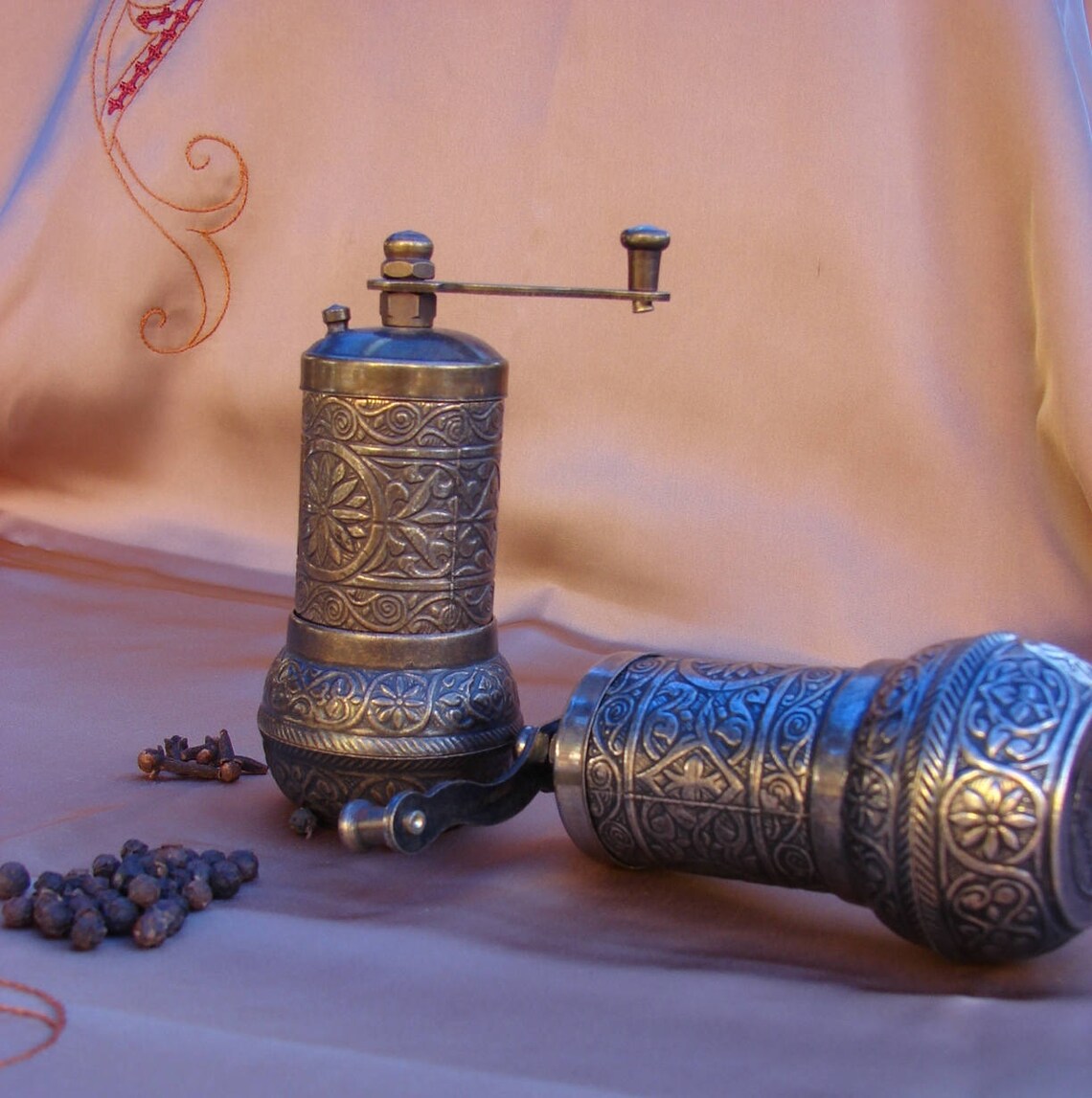 Manual Spice Grinder Hand Mill for Pepper Salt Seed Herb | Etsy