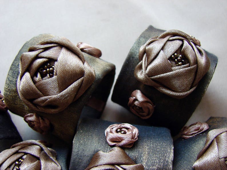 Handmade Napkin Rings Set of 6 in Brown Color with Silk ribbon | Etsy