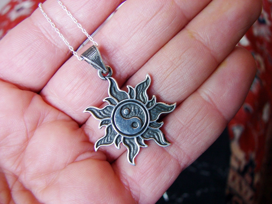 Pendant Yin Yang in rays of the Sun Sterling Silver 925 | Etsy