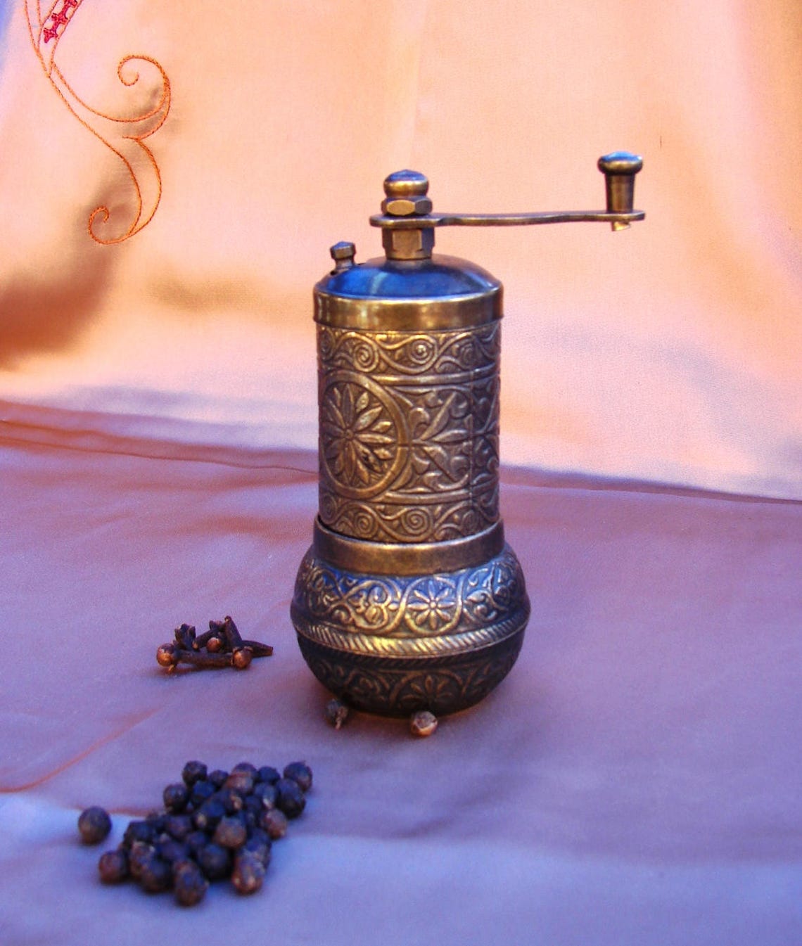 Manual Spice Grinder Hand Mill for Pepper Salt Seed Herb | Etsy UK