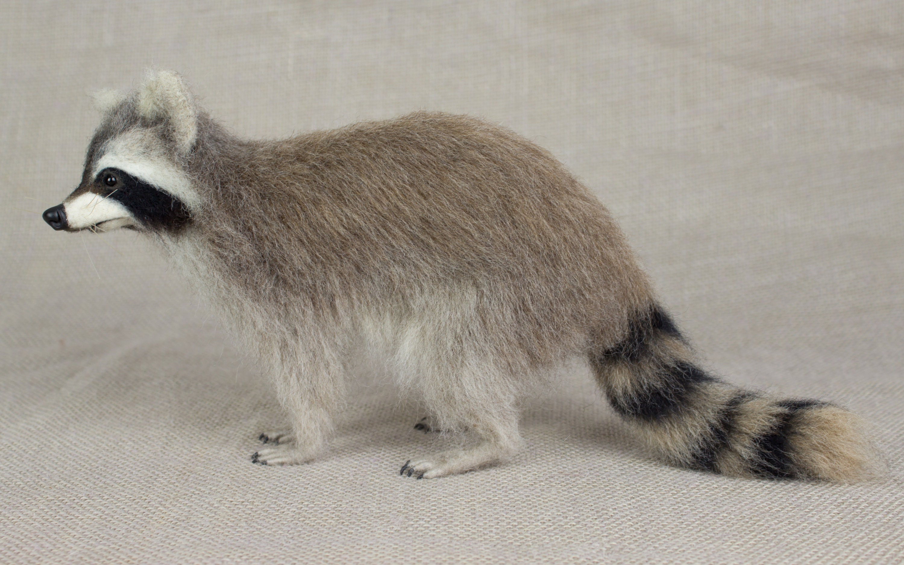 Made to Order Needle Felted Raccoon: Custom Needle Felted | Etsy