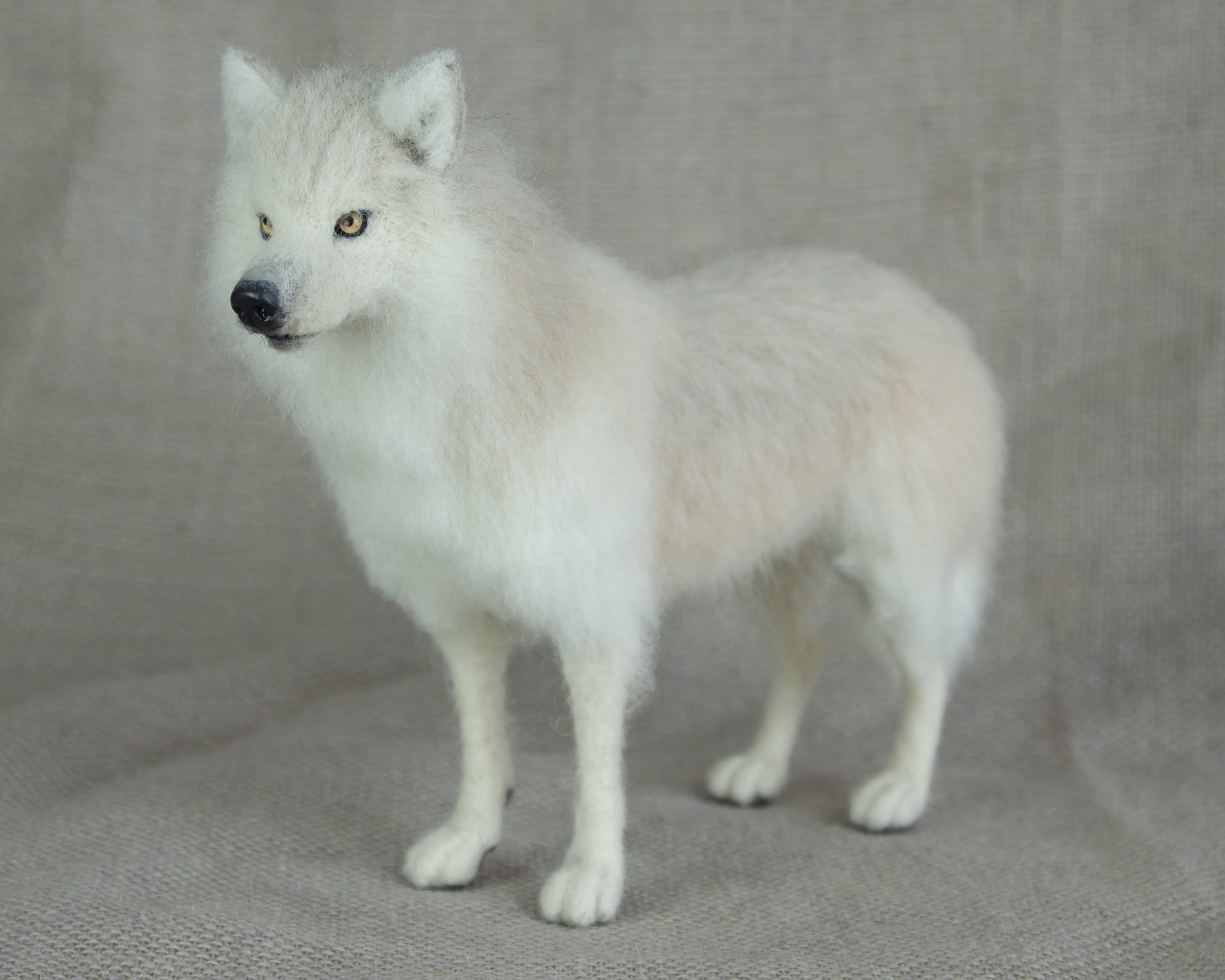 Made to Order Needle Felted Wolf: Custom needle felted animal | Etsy