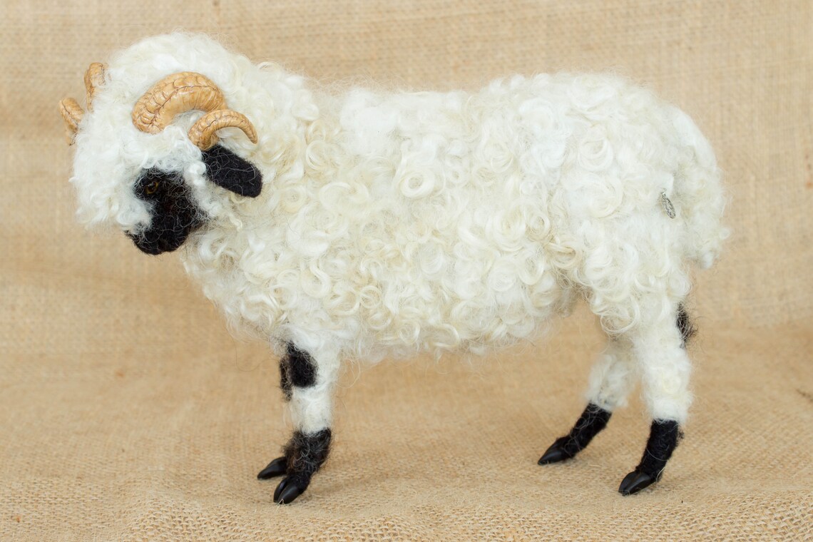 Made to Order Needle Felted Sheep: Custom Needle Felted Animal - Etsy