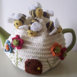 Knitting Pattern for busy Bees Tea Cosy - Etsy
