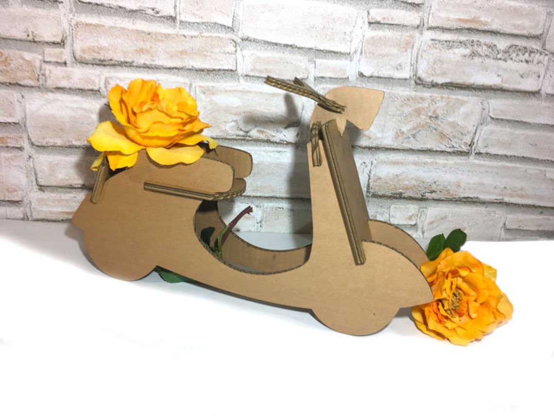Italian Vespa scooter decor cardboard vespa grad party decor - Etsy 日本