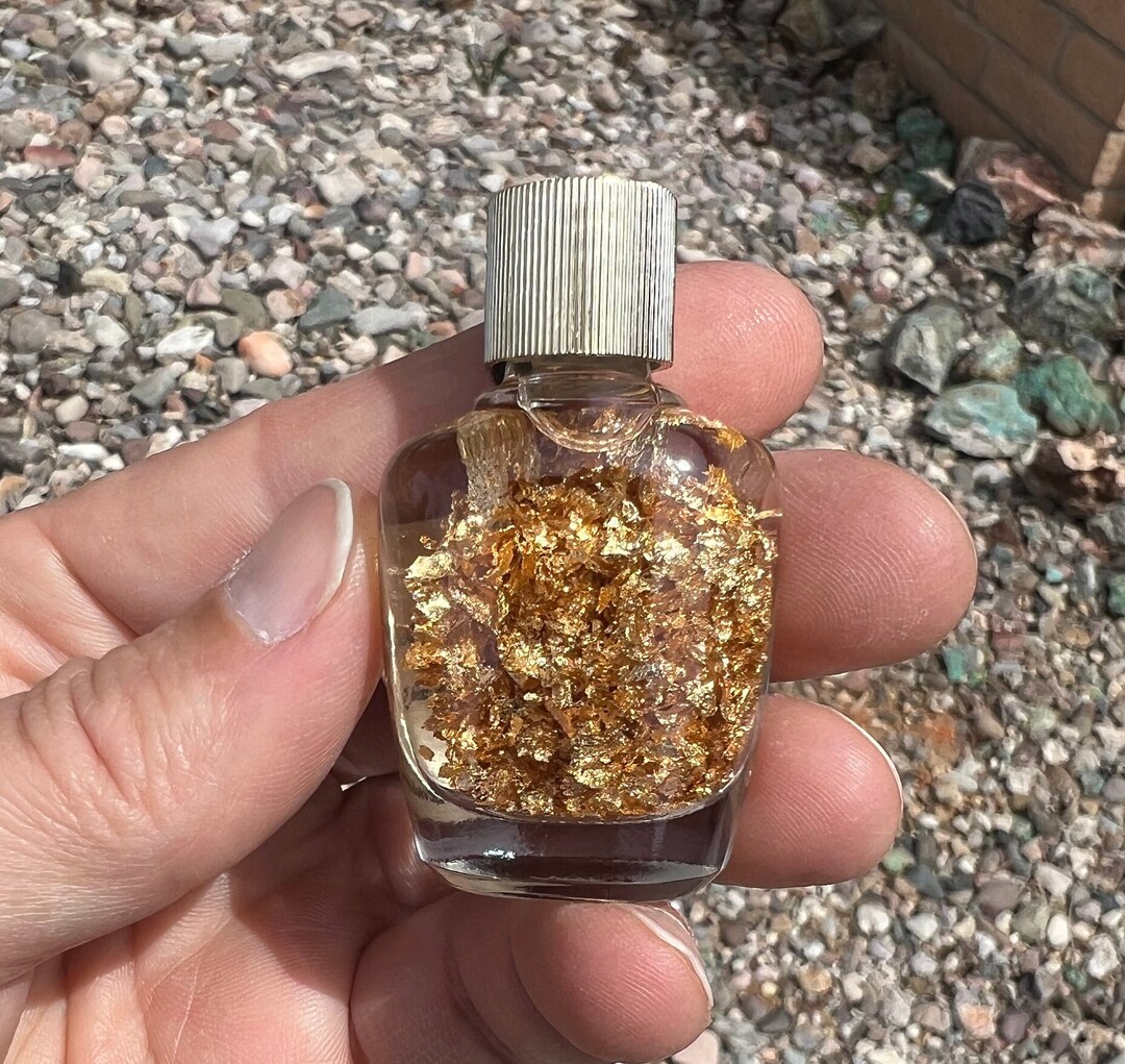 Gold Leaf / Gold Flakes Bottle - Etsy