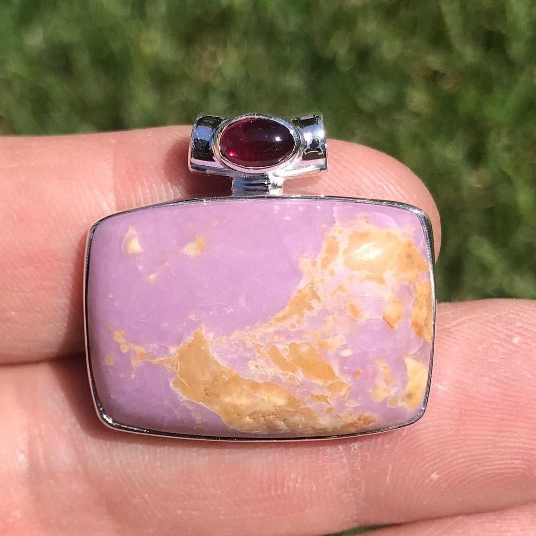 Phosphosiderite and Garnet and .925 Sterling Silver Pendant - Etsy