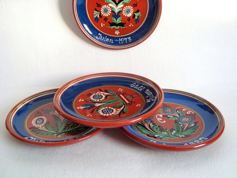 Scandinavian Christmas Ceramic Plate 1980 by Nittsjökeramik - Etsy