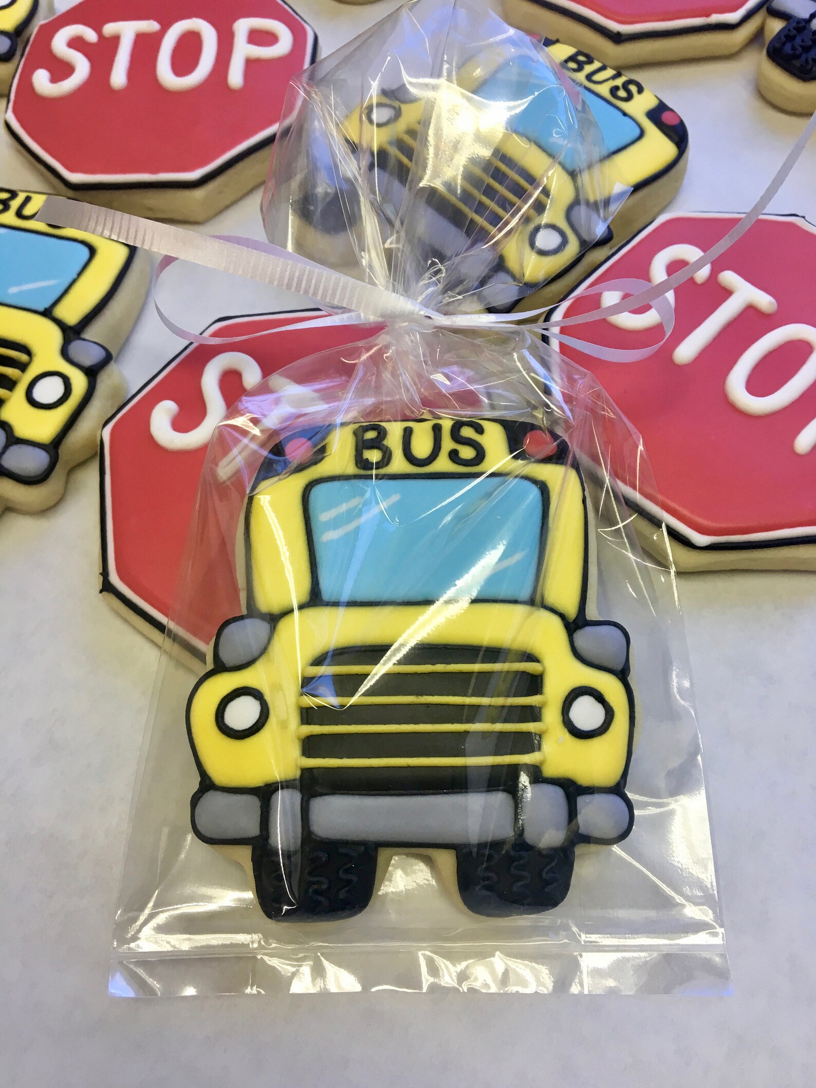 School Theme Birthday Cookies, School Bus Cookies, School Theme Party ...