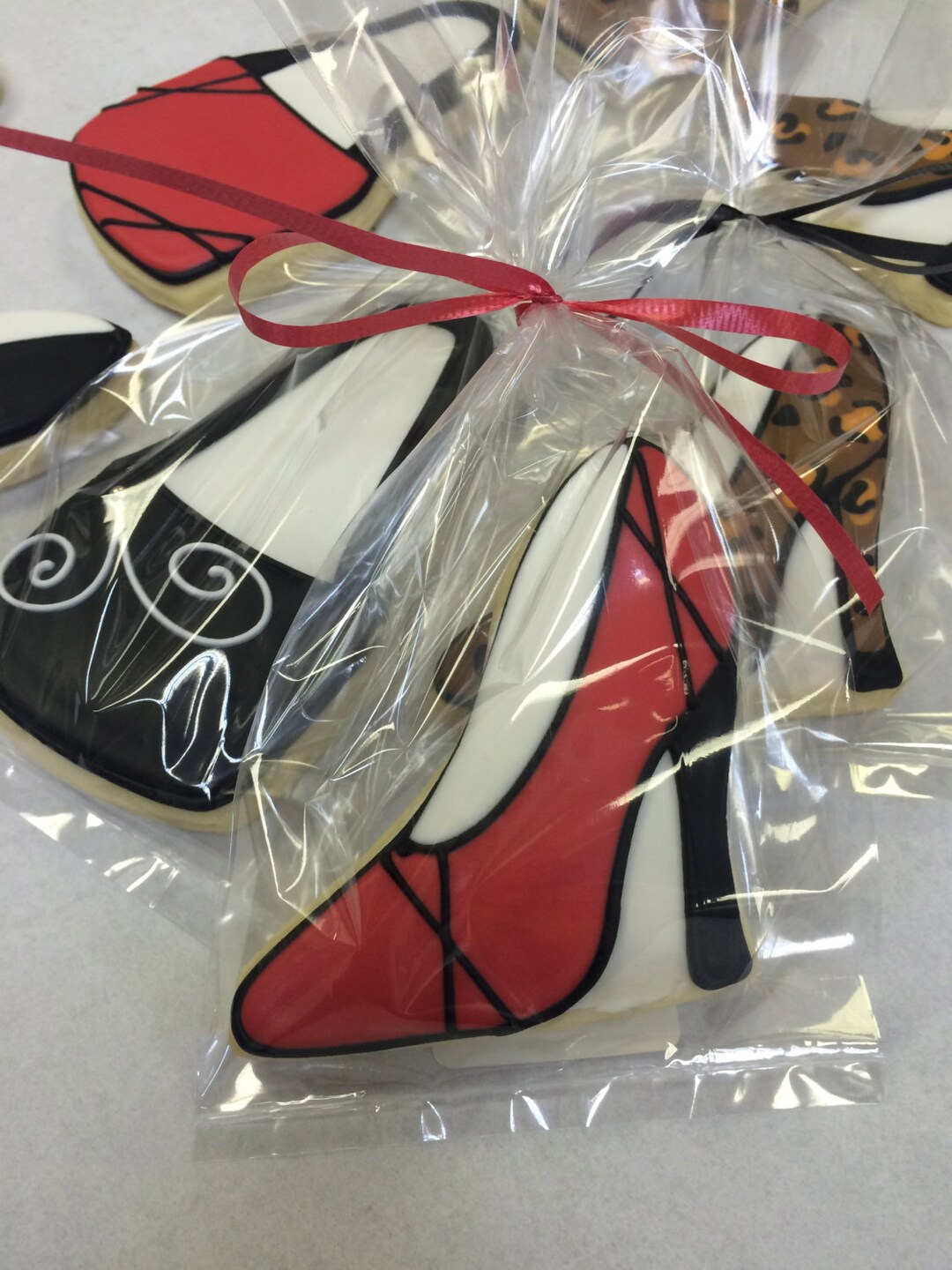 Purse Cookies, High Heel Shoe Cookie Favors for Birthdays, Diva Cookies ...