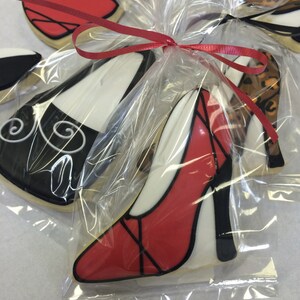 Purse Cookies, High Heel Shoe Cookie Favors for Birthdays, Diva Cookies ...