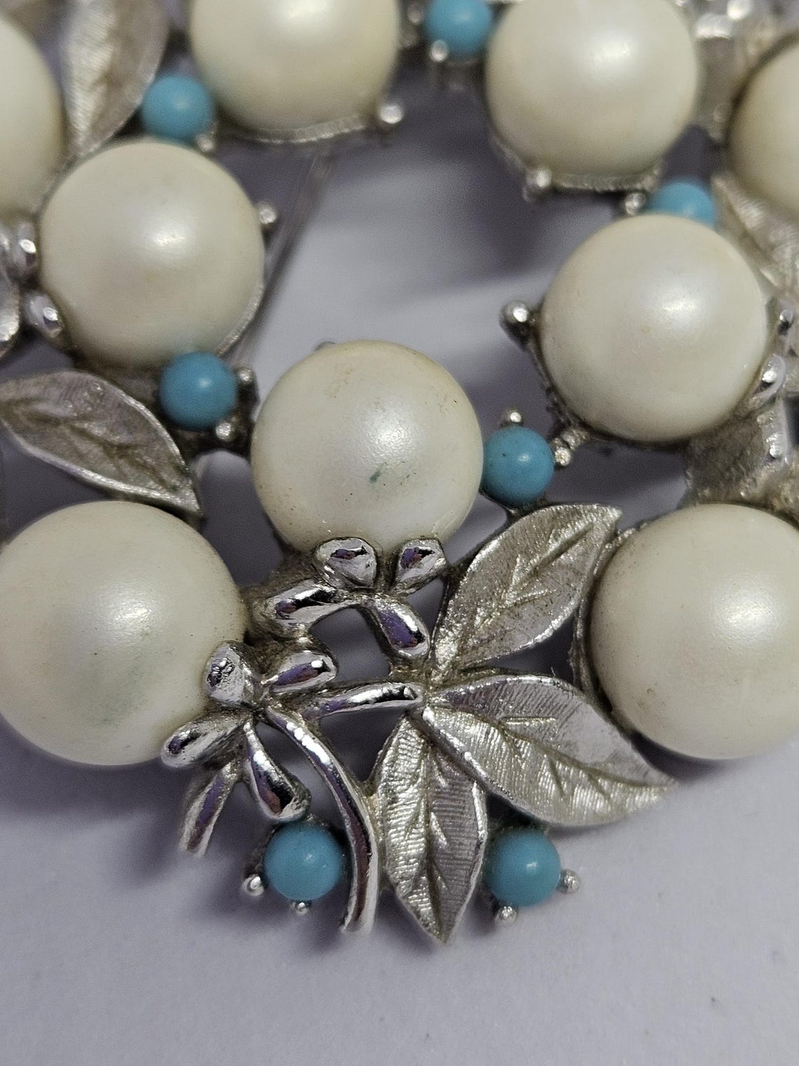 Vintage Sarah Coventry Brooch Pin Silver-tone Faux Peals Faux Turquoise ...