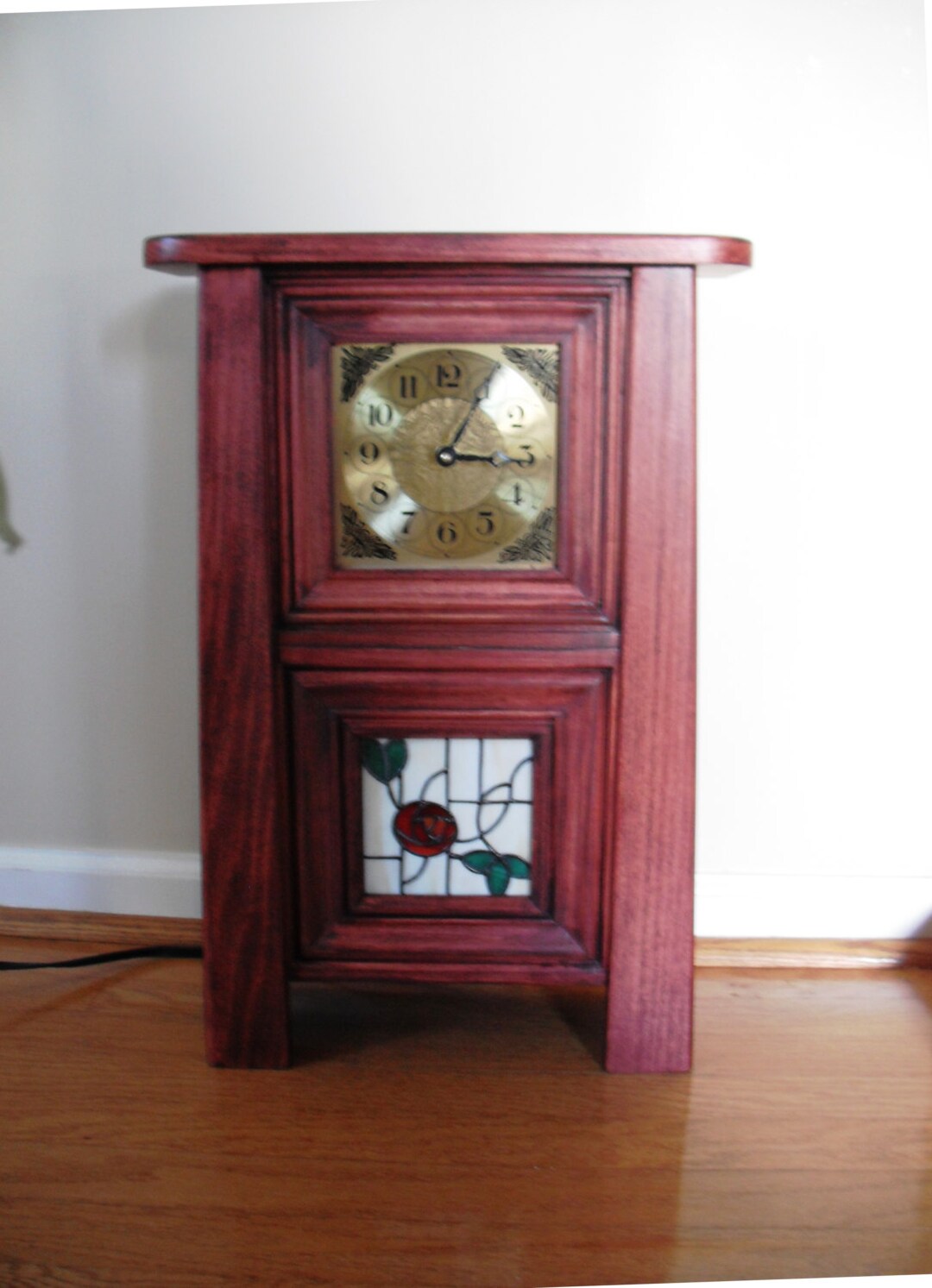 Splendor and Elegance Inside and Out. Stained Glass Mantel Clock ...
