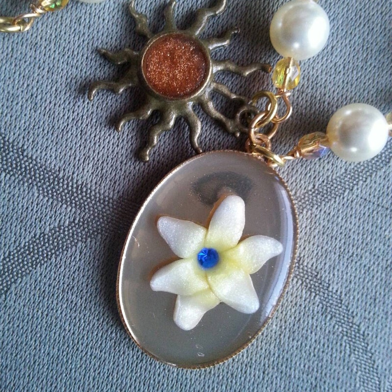 Kushiel - Etsy