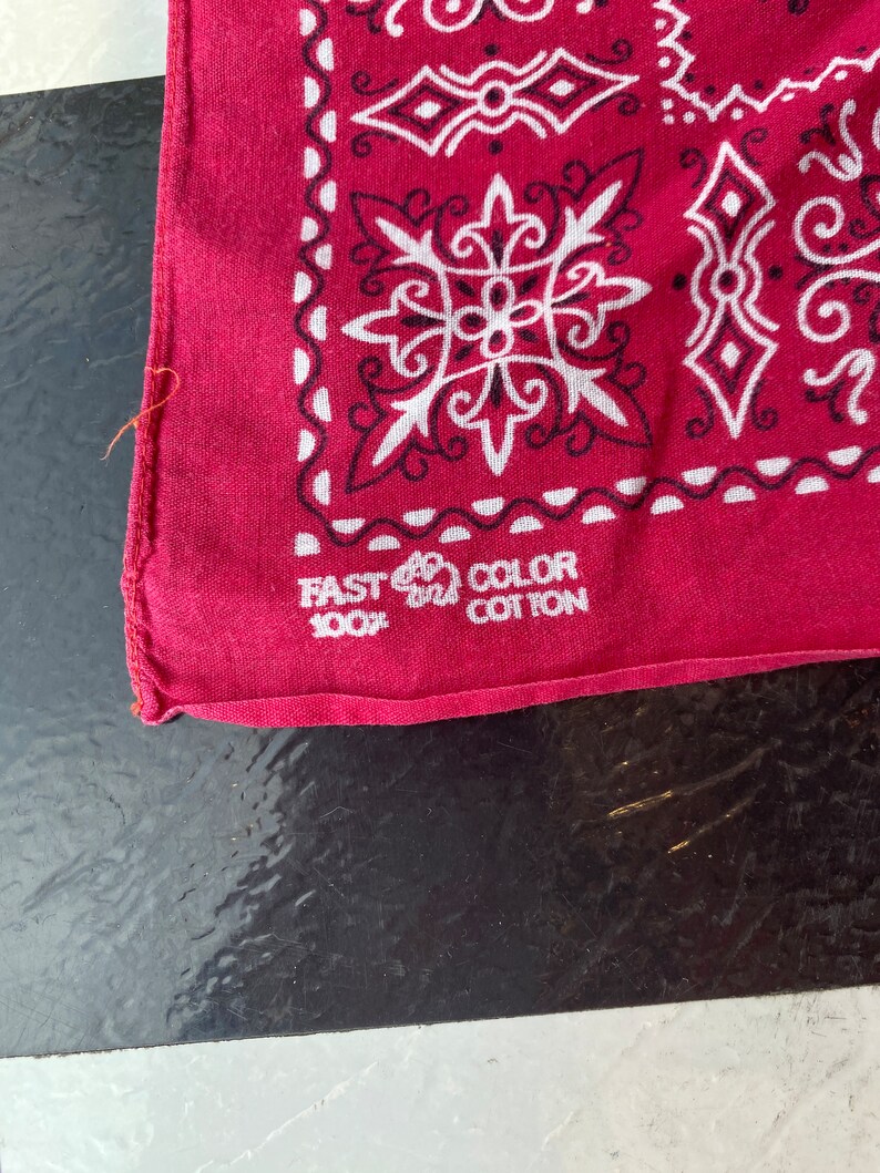 1950s/1960s Fast Color Trunk up Elephant Red Bandana - Etsy