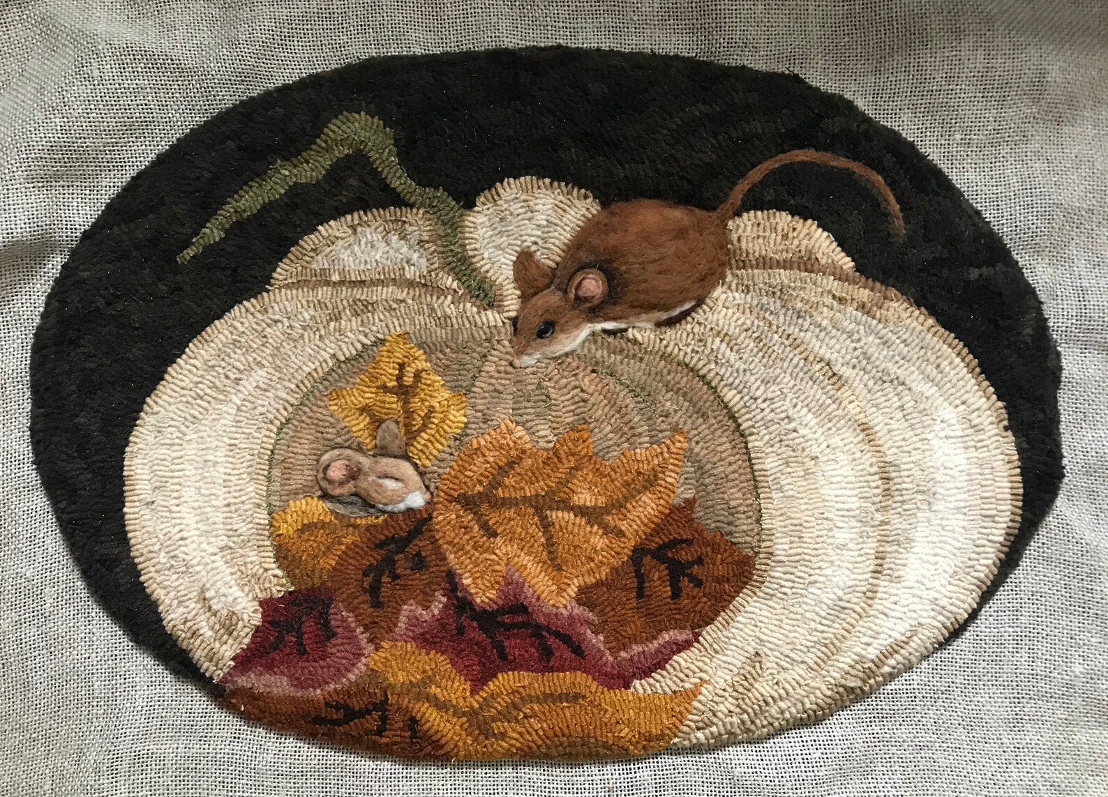 PATTERN : Autumn Slumber Rug Hooking Pattern - Etsy