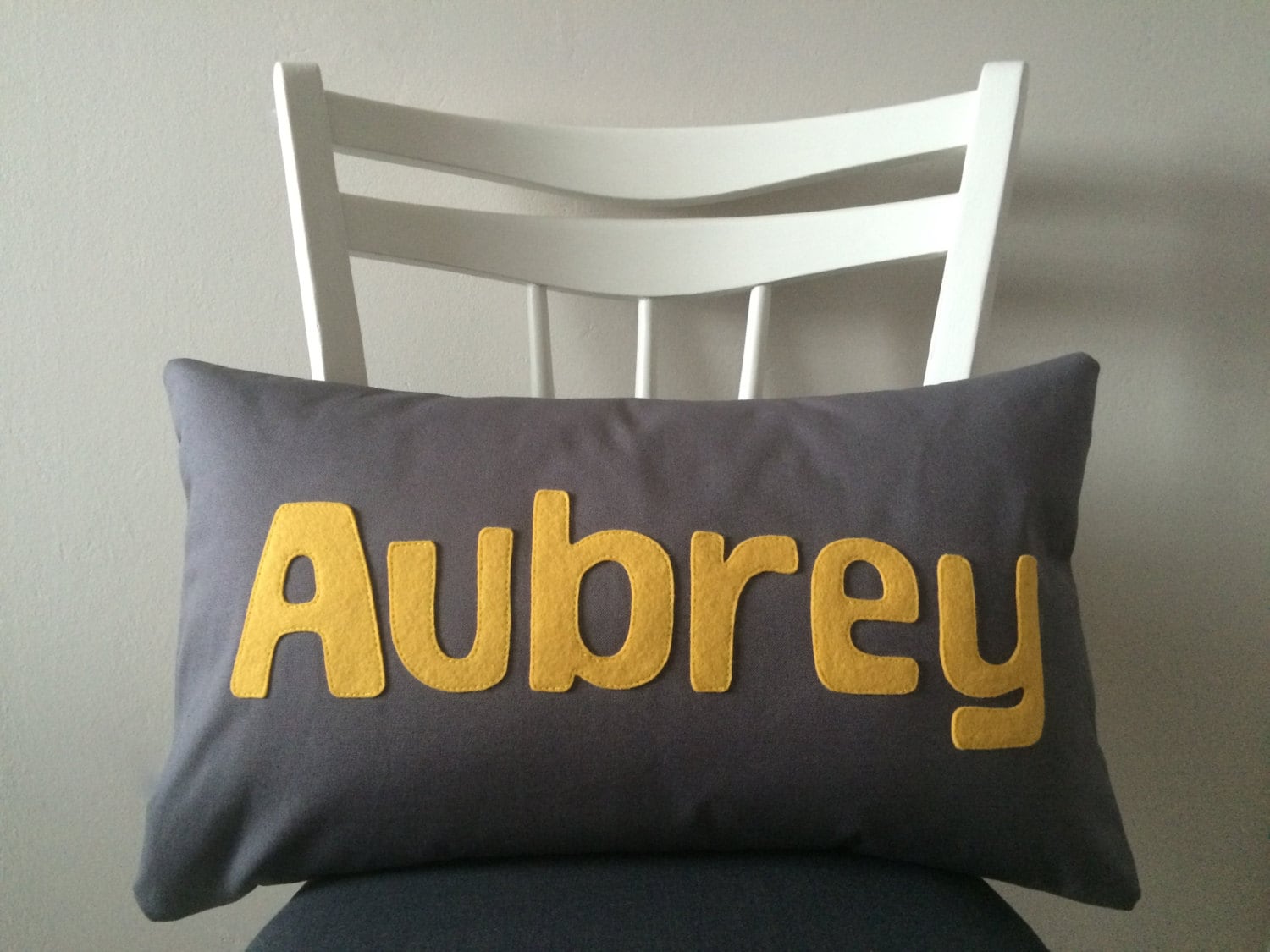 NAME CUSHION FONT No.4 - Etsy