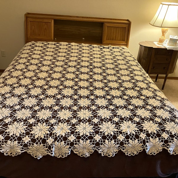 Bed Coverlet - Etsy