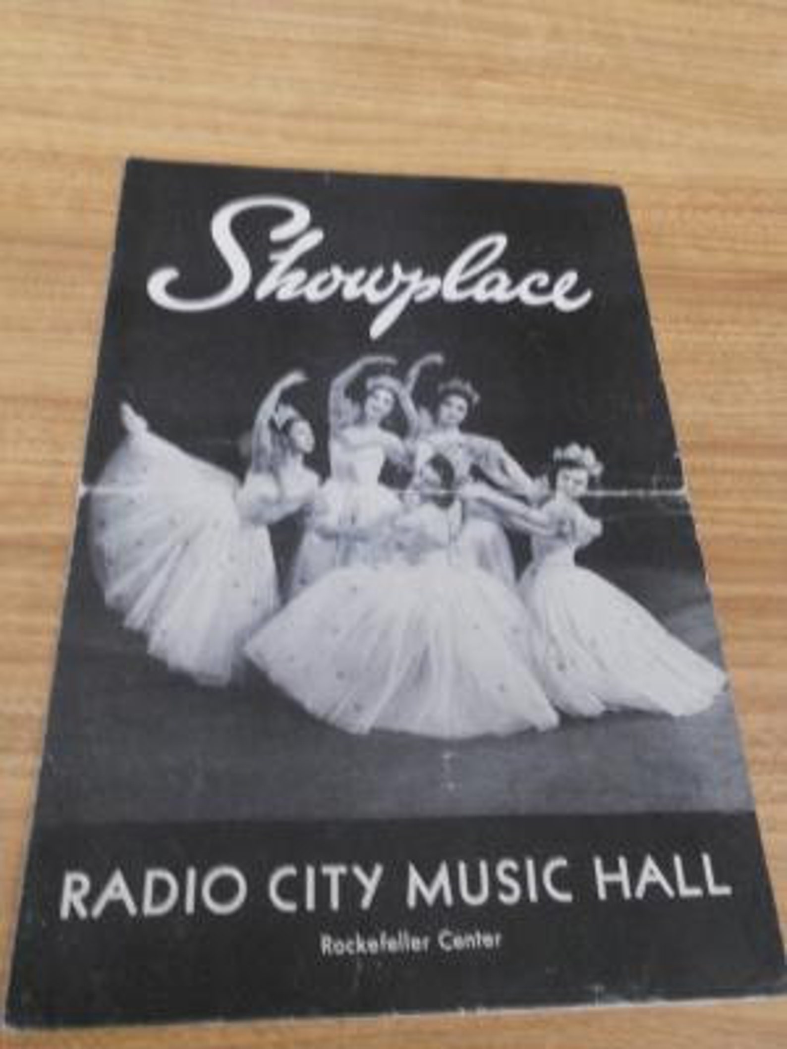 Showplace Radio City Music Hall Program Kirk Douglas, Pier Angeli ...