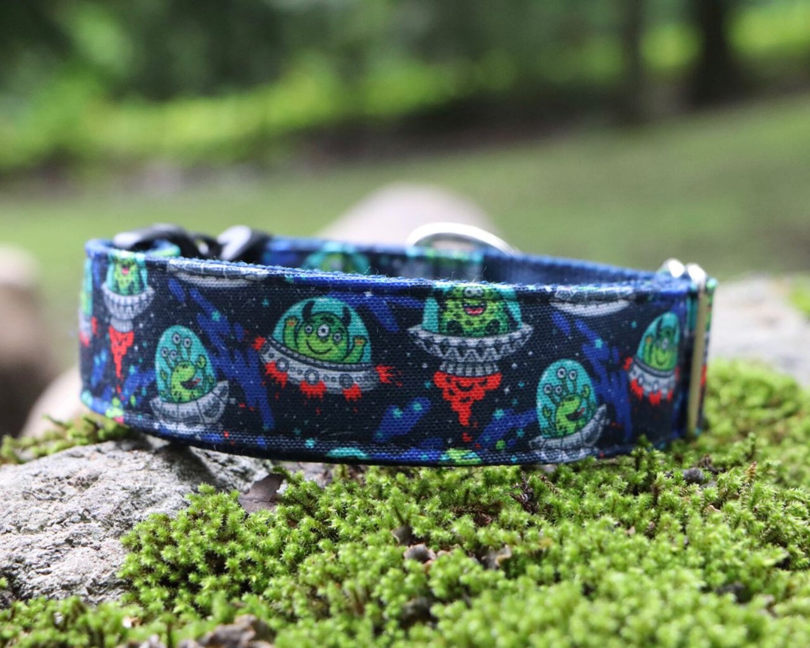 Alien Dog Collar in Eco Canvas for Girl/boy Dog in Buckle or - Etsy