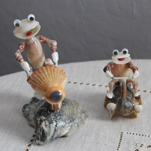 Seashell Art Frogs Riding Bikes, Handmade Seashell Craft, Animal Shell ...
