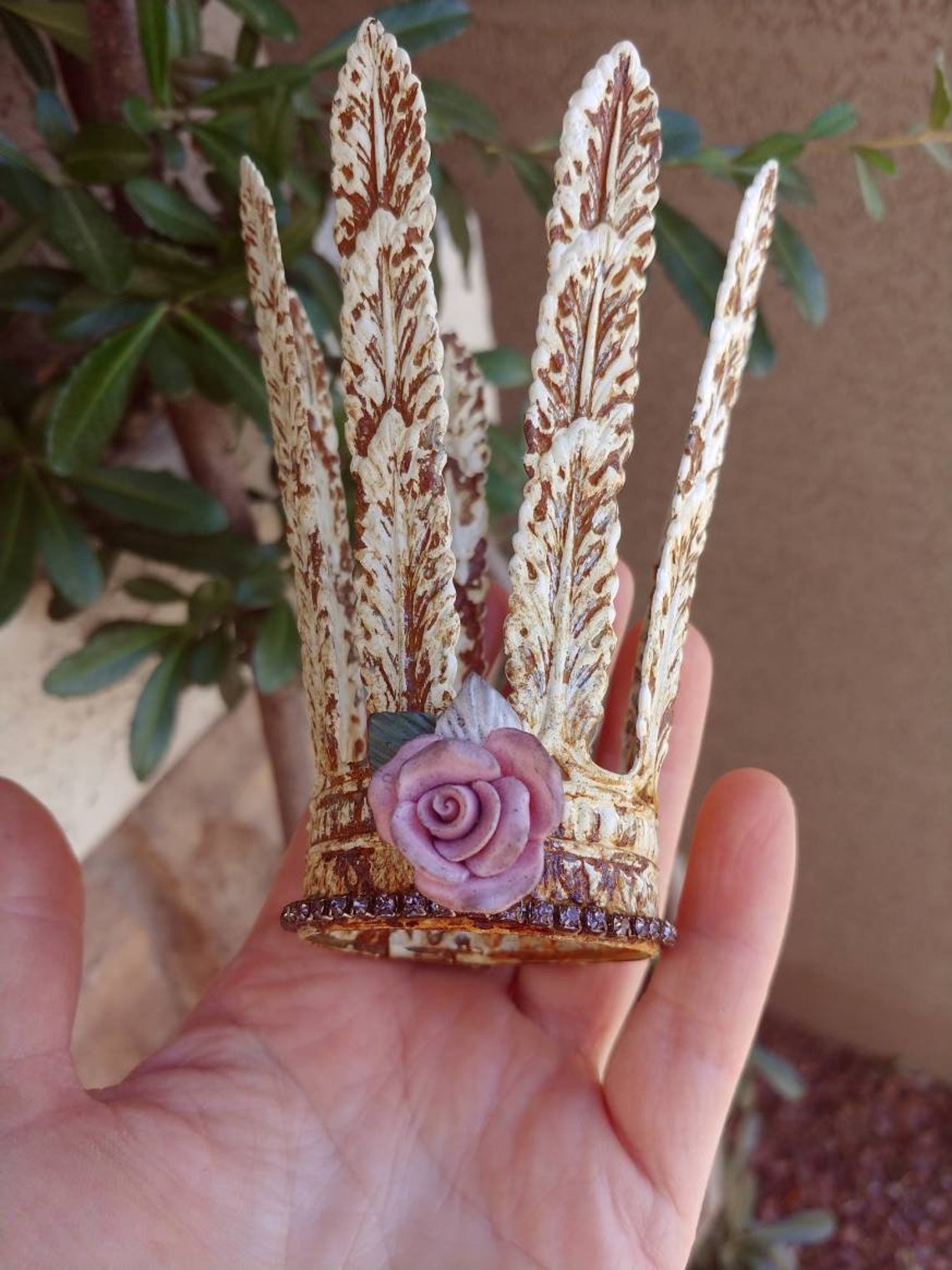 Vintage Metal Feathered Rusted Crown Dusty Pink Rose Leafy | Etsy