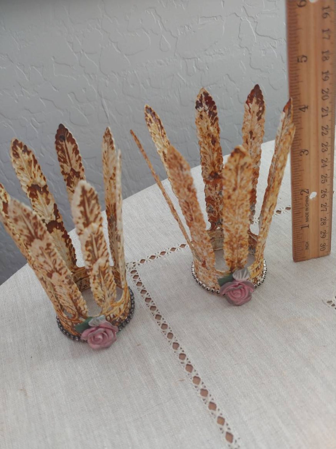 Vintage Metal Feathered Rusted Crown Dusty Pink Rose Leafy | Etsy