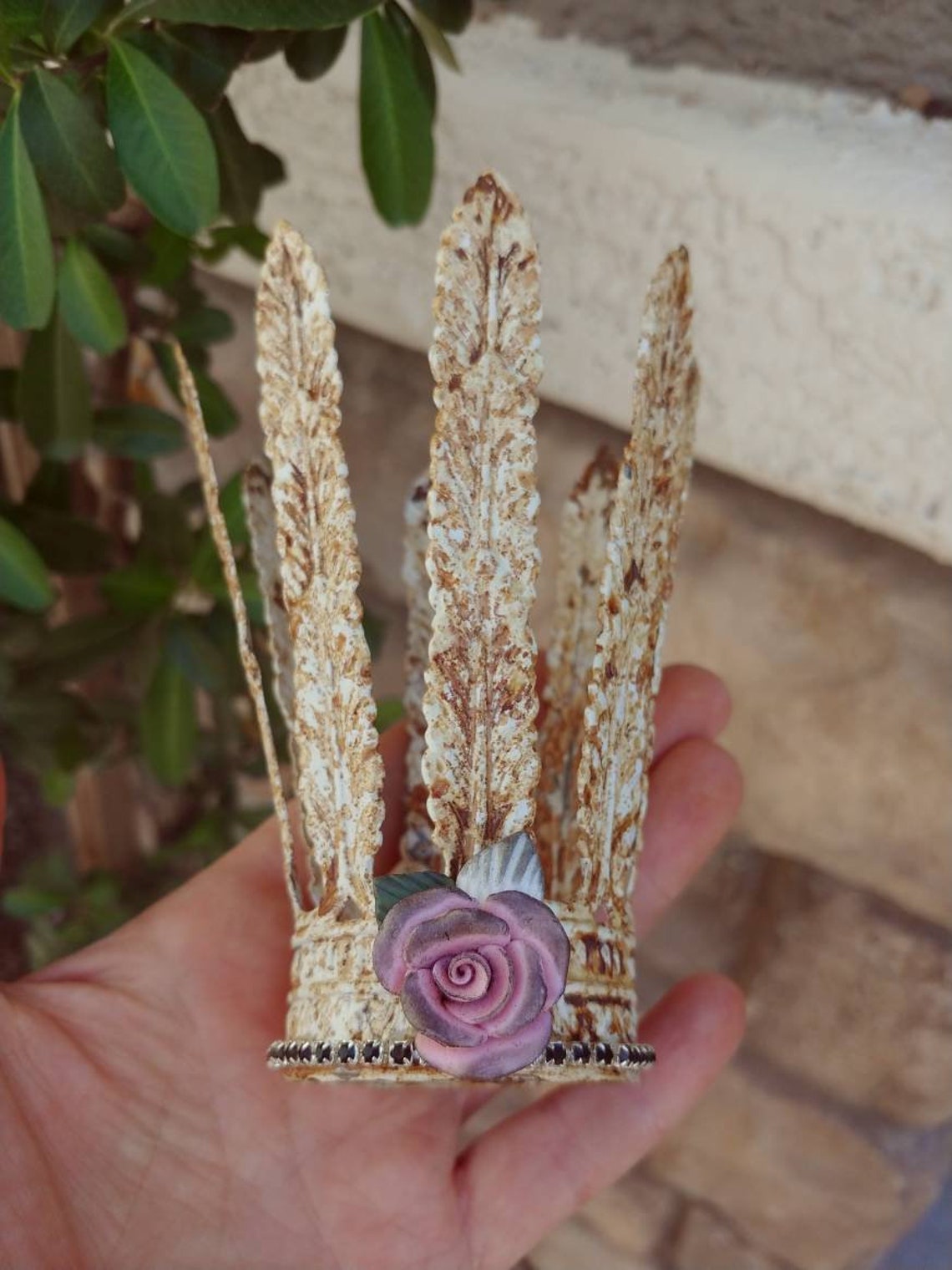 Vintage Metal Feathered Rusted Crown Dusty Pink Rose Leafy | Etsy